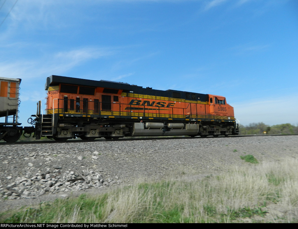 BNSF 5985 DPU